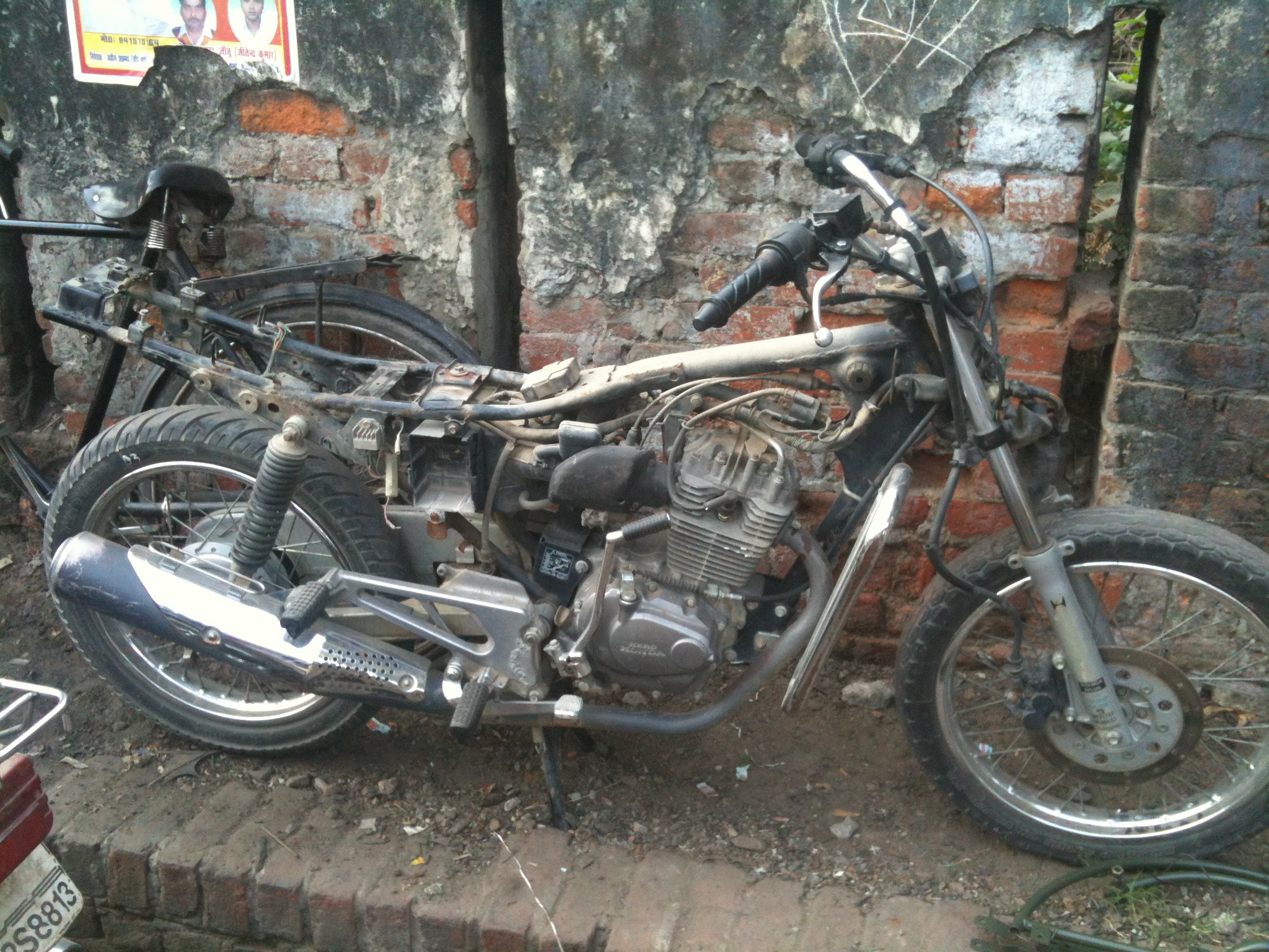 photo3 – Custom Cafè Racer | Bobber | Scrambler | Modified Royal ...